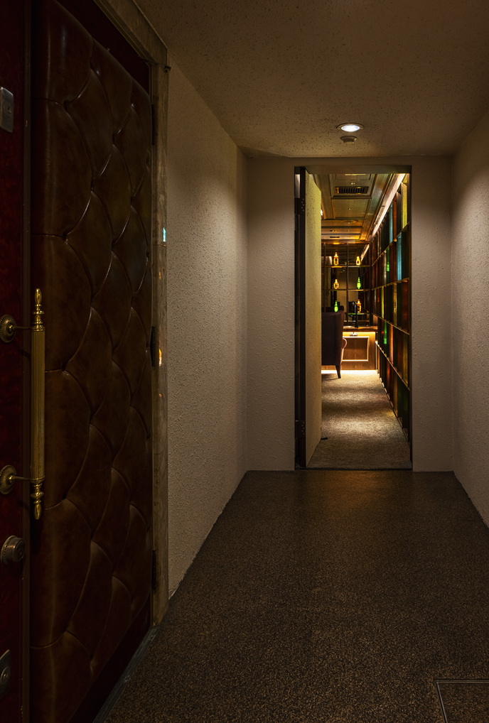 GINZA 221 -discothèque- | LOOP Design Awards